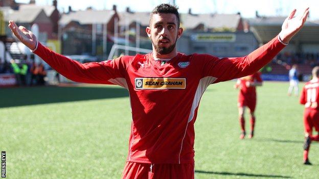 Joe Gormley: Cliftonville boss to hold talks with striker over Solitude ...