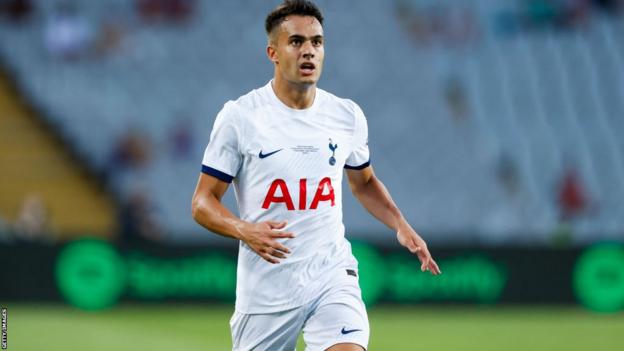 Sergio Reguilon: Brentford sign Tottenham left-back on loan - BBC Sport