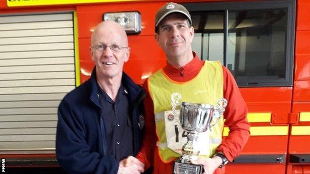 James Quirk wins Isle of Man firefighters walk - BBC Sport