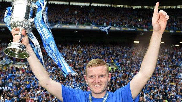 Hamilton: Brian Easton rejoins from St Johnstone - BBC Sport