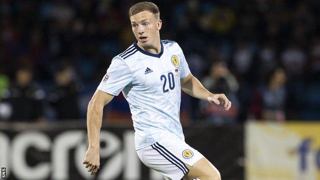 Lewis Ferguson: Bologna sign Scotland international from Aberdeen for ...