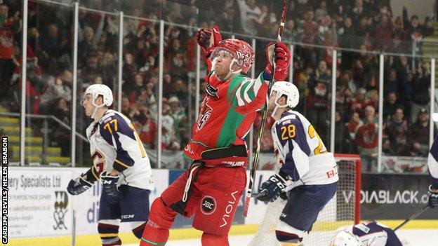 Mike McNamee: Cardiff Devils re-sign forward for 2020-21 season - BBC Sport