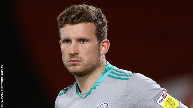 Dillon Phillips: Cardiff City goalkeeper joins Oostende on loan - BBC Sport