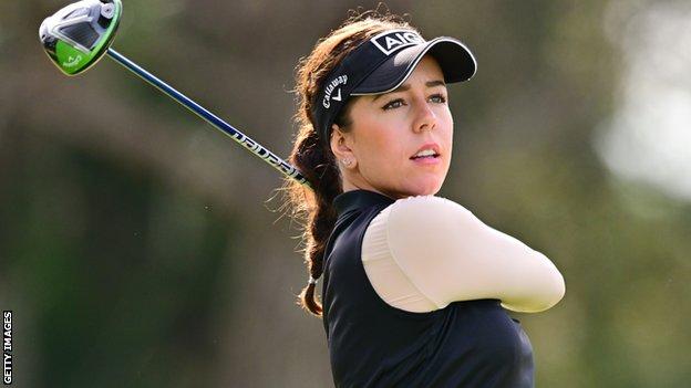 Georgia Hall leads by five shots at Saudi Ladies International - BBC Sport