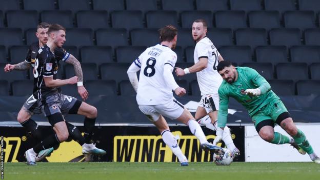 Milton Keynes Dons 3-0 Newport County: Three first-half goals seal victory - BBC Sport