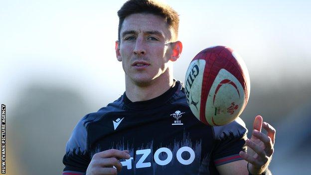 Wales v Australia: Josh Adams starts after Leigh Halfpenny's late ...