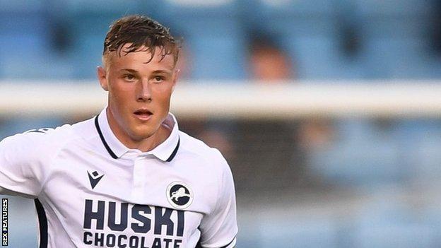 Daniel Ballard: Sunderland sign Arsenal defender on three-year deal ...