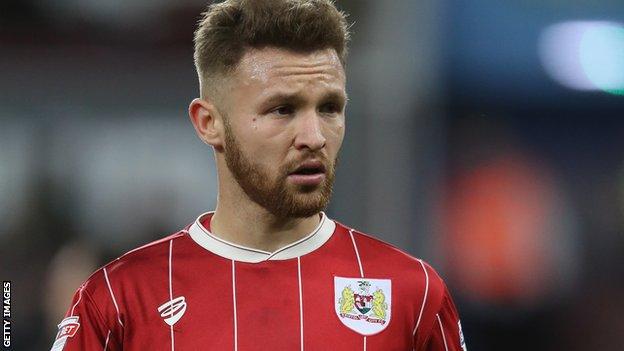 Matty Taylor: Bristol City striker to undergo hernia operation - BBC Sport