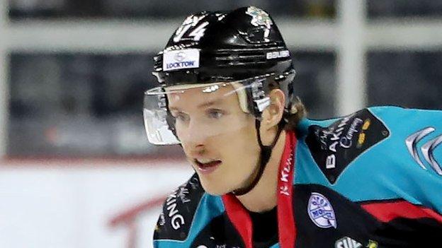 Elite League: Braehead Clan 4-5 Belfast Giants - BBC Sport