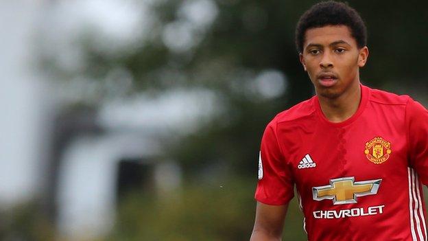 Devonte Redmond: Manchester United midfielder joins Scunthorpe - BBC Sport