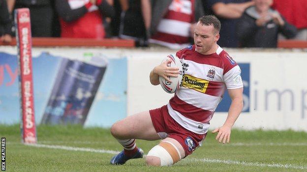 Wakefield 16-24 Wigan: Liam Marshall hat-trick helps send Wigan second ...