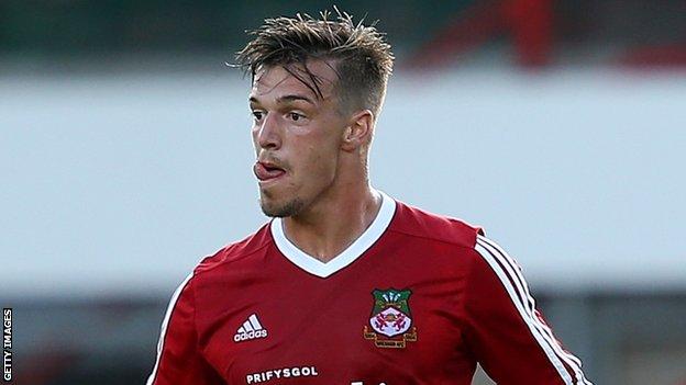 James Gray: Torquay United sign ex-Accrington striker after trial - BBC ...