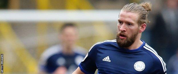 FA Trophy final 2017: York want Wembley win after relegation blow - BBC ...