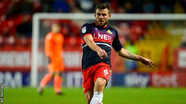 Andy Butler: Defender joins Scunthorpe United after rejecting contract ...