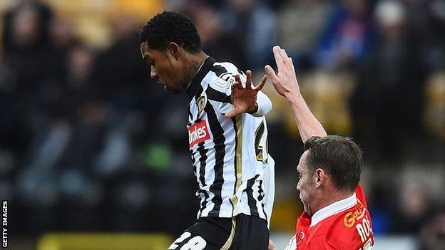Crawley Town's Jason Banton joins Partick Thistle on loan - BBC Sport