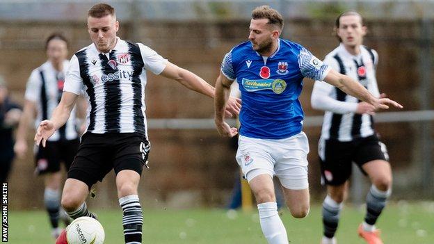 Cymru Premier play-offs: Flint and Caernarfon reach final - BBC Sport