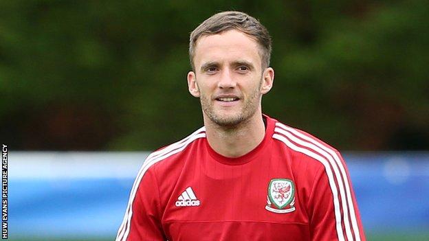 Andy King: Playing in Wales something 'I've always wanted' - BBC Sport