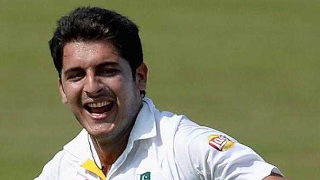 Mir Hamza: Sussex bring Pakistan seamer's arrival forward - BBC Sport