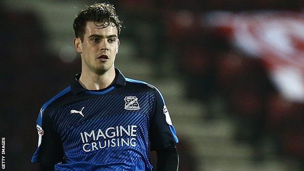 Swindon Town's Dion Conroy suffers cruciate knee ligament injury - BBC ...