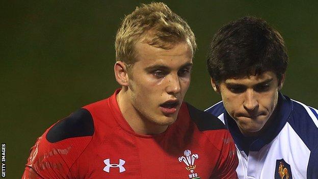 Luc Jones: Harlequins sign former Newport Gwent Dragons scrum-half ...