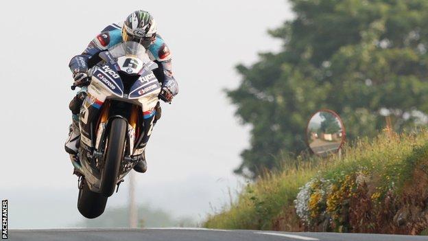 Isle of Man TT: Michael Dunlop sets fastest Superbike speed in final TT ...