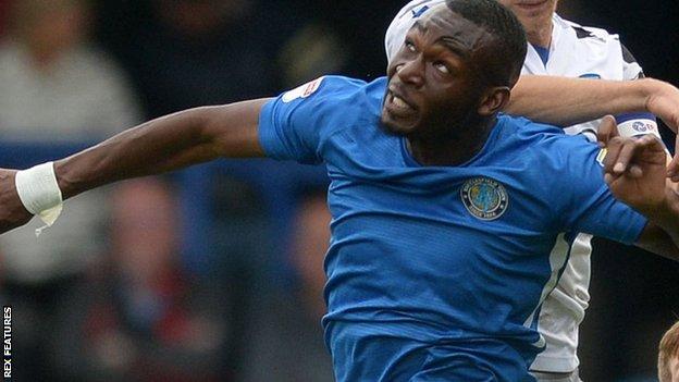 Oldham Athletic: Brice Ntambwe, Laurence Bilboe and Harry Clarke join ...