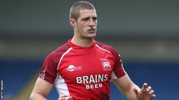 Jonah Holmes: Wales call-up 'a huge honour' says Leicester wing - BBC Sport