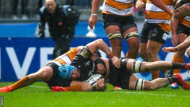 Pro14: Leinster secure 36-12 bonus-point win over Cheetahs - BBC Sport