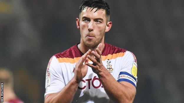 Niall Canavan: Barrow sign Bradford City defender for undisclosed fee ...