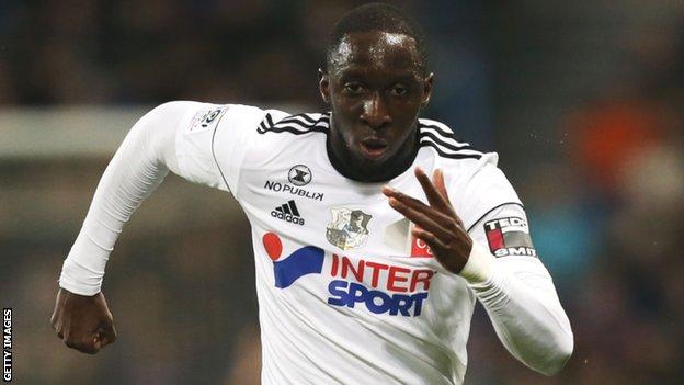 Senegal’s Issa Cissokho seeks new adventure in Israel - BBC Sport
