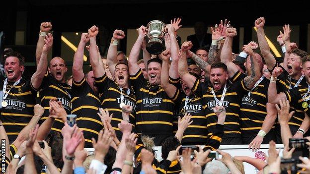 County Championship: Cornwall target historic treble - BBC Sport