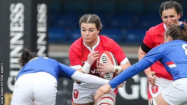 Wales' Robyn Lock and Kerin Lake join Gloucester-Hartpury Women - BBC Sport