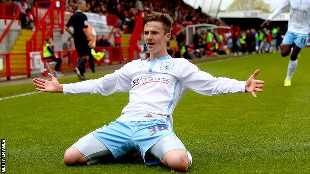 Norwich City midfielder James Maddison joins Aberdeen on loan - BBC Sport