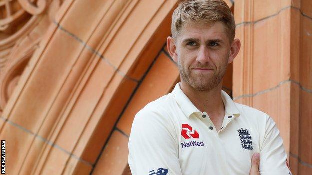 Olly Stone: Warwickshire paceman out for four weeks with side strain ...