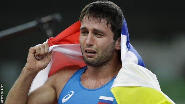 Rio Olympics 2016: Soslan Ramonov wins -65kg freestyle wrestling gold ...