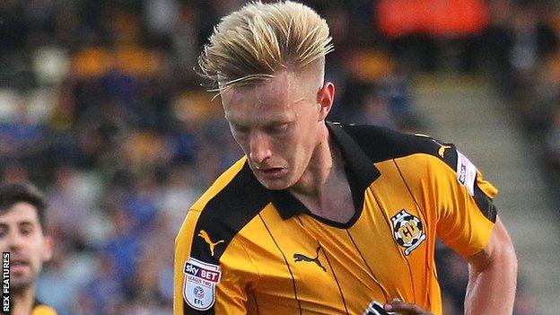 Joe Pigott: Cambridge United striker joins Maidstone United on loan ...