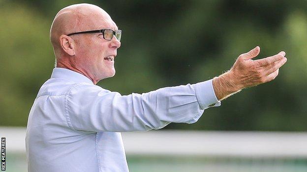 Neil Aspin and Lee Nogan: Gateshead management duo sign new deals - BBC ...