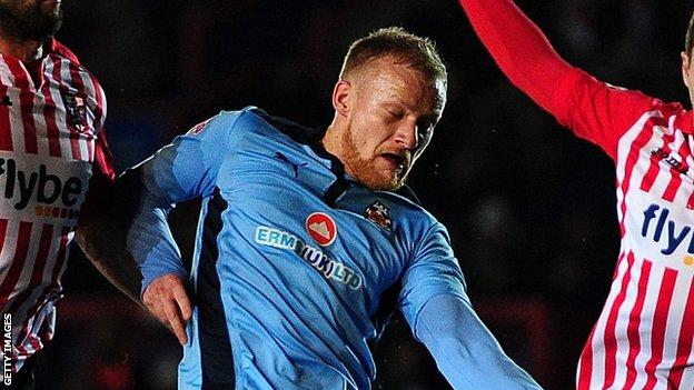 Robbie Simpson: Exeter City forward hopes boss Paul Tisdale can improve ...