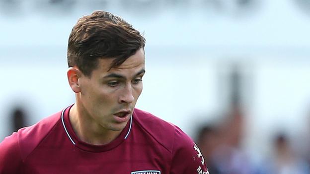 Josh Cullen: Charlton Athletic sign midfielder from West Ham on season ...