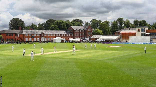 County Championship: Leicestershire slump to 88-8 after bowling out ...