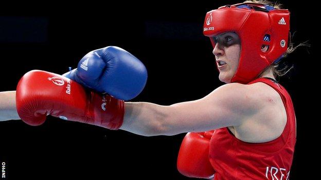 Michaela Walsh: Belfast featherweight through to European quarter ...