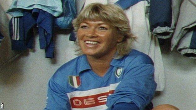 Lana Clelland: Scotland striker proud to follow path of legend Rose ...