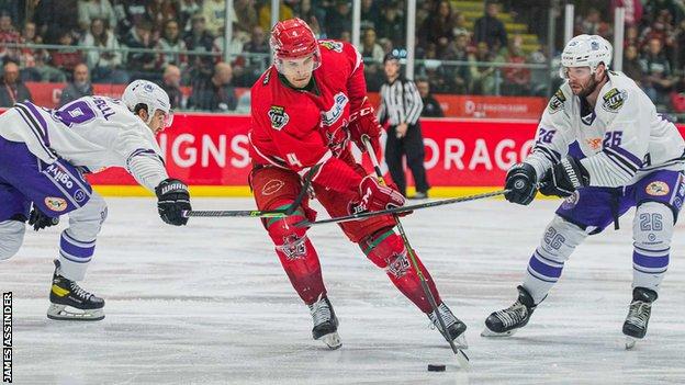 Cardiff Devils: Defenceman Mark Louis re-signs for 2022-23 - BBC Sport