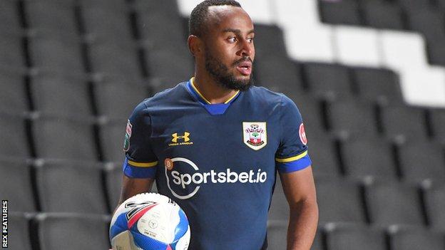 Tyreke Johnson: Southampton midfielder joins Gillingham on loan - BBC Sport
