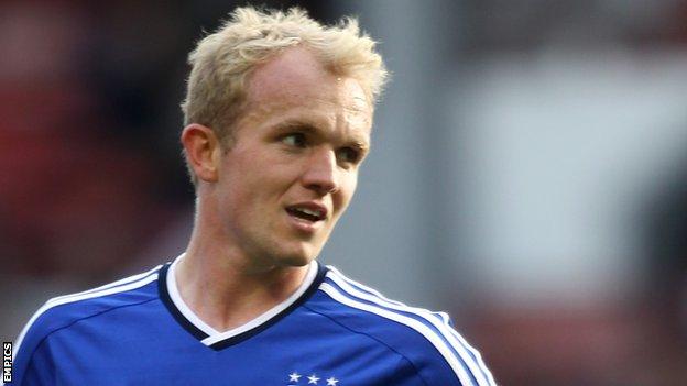 Jonny Williams: Ipswich Town sign Crystal Palace midfielder on loan for ...