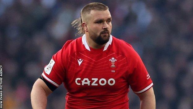 Six Nations 2022: Progressive Rugby questions Tomas Francis playing on ...