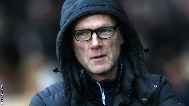 Neil Aspin: Port Vale manager resigns after 15 months in charge - BBC Sport