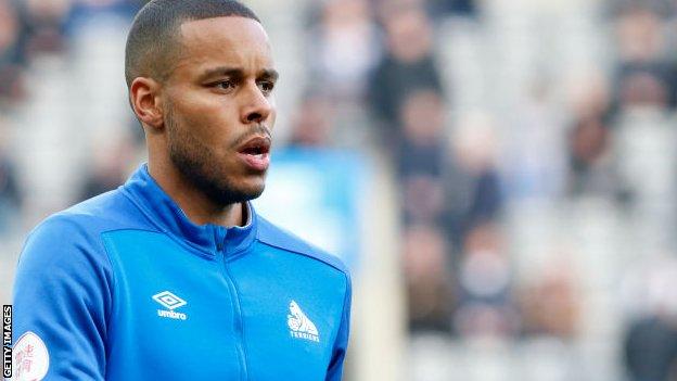 Mathias Jorgensen: Huddersfield Town defender moves to Fenerbahce for ...