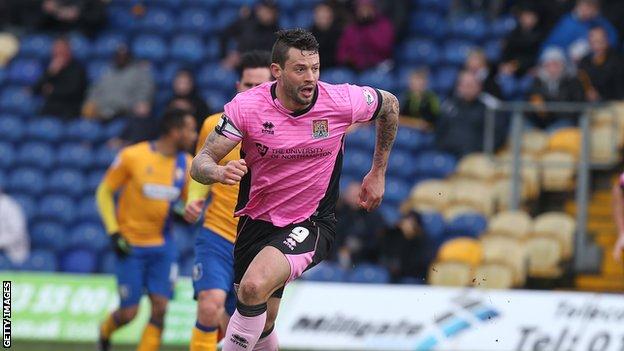 Marc Richards: Northampton forward expecting 'party atmosphere' - BBC Sport