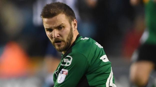 Jamie Ness: Plymouth Argyle sign Scunthorpe United midfielder on free ...